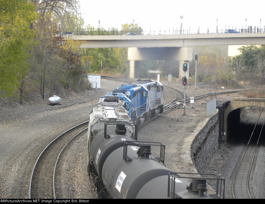 CITX 3077 West (Snake Train)